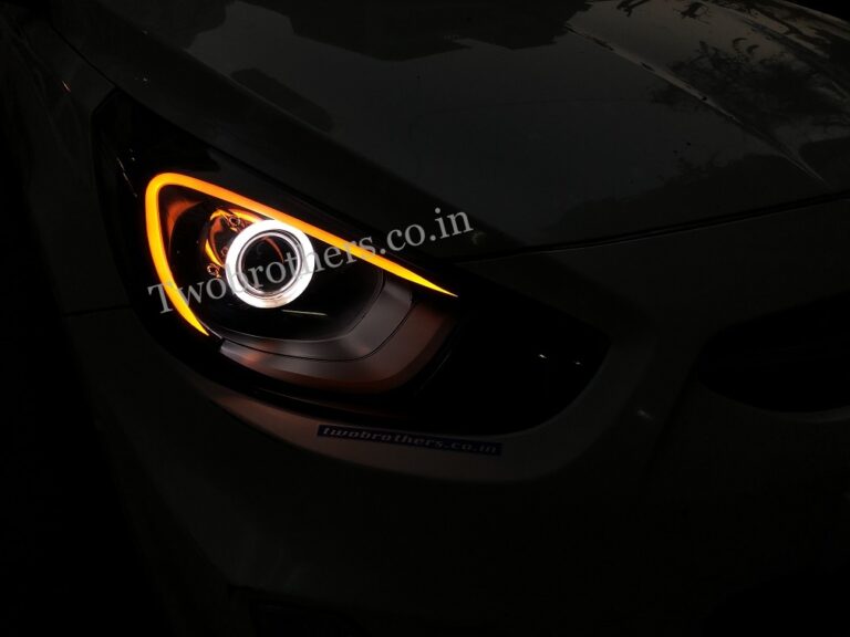 Verna Fluidic Projector Headlights with Audi Style DRL V2 - Car ...